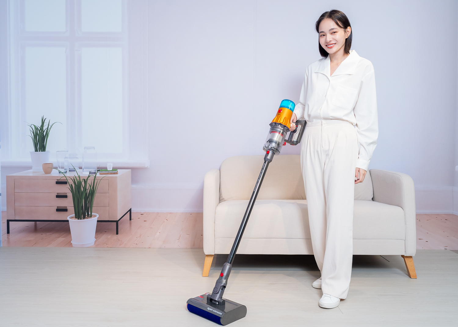 Dyson乾濕全能洗地吸塵器 Dyson V12s Detect Slim Submarine™ 在台上市 - 束褲3C團